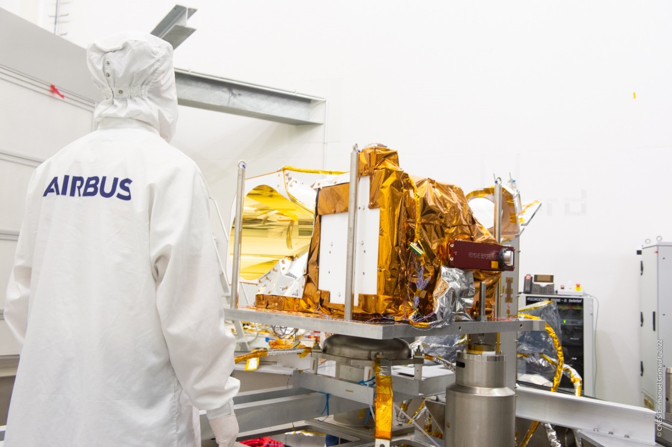 Airbus delivers MicroCarb instrument, the first European mission to measure atmospheric CO2 | Airbus